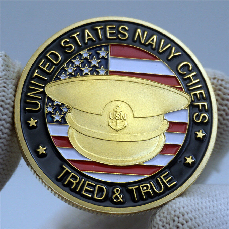 Pièce de défi de l'insigne de casquette des chefs de la marine américa ...